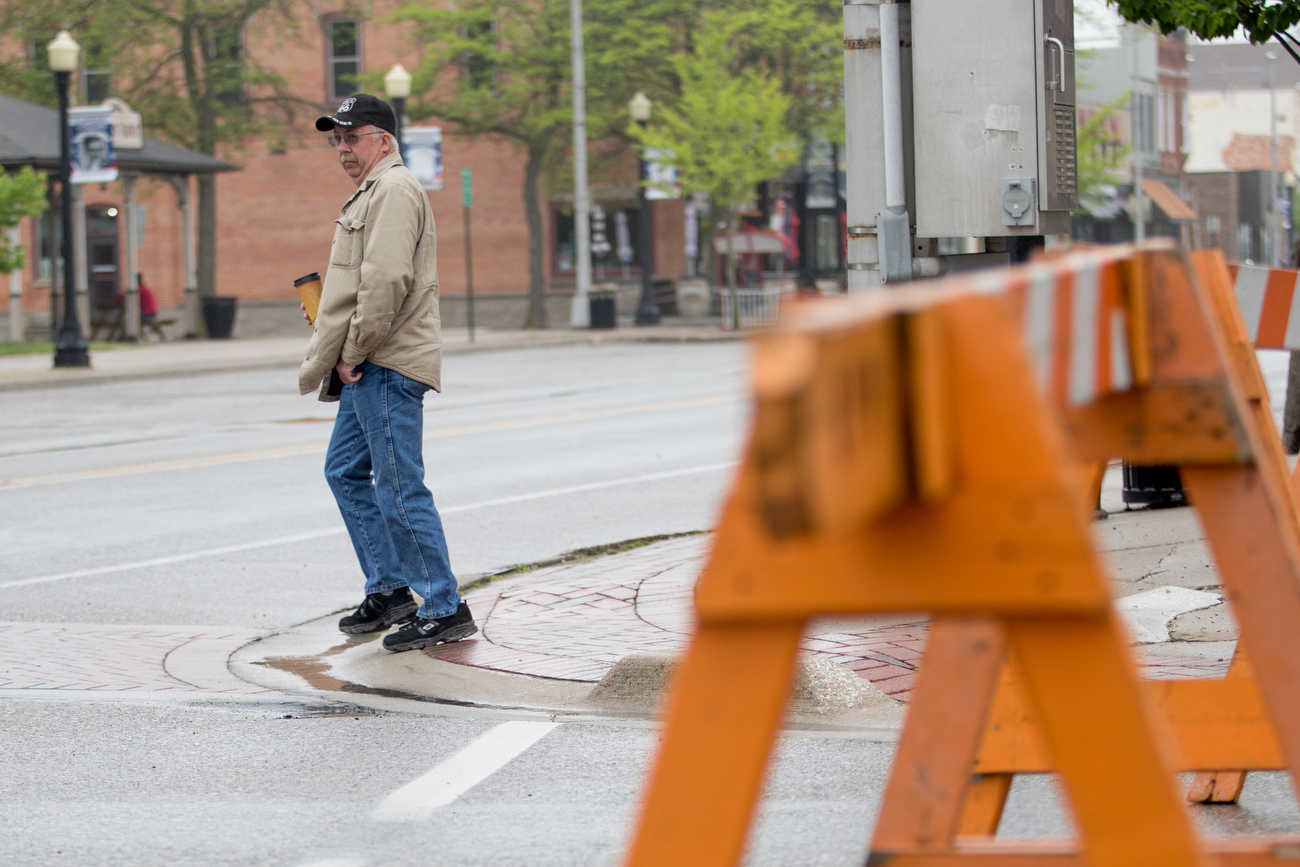 Lapeer Police investigate sewer lines for gasoline leak - mlive.com