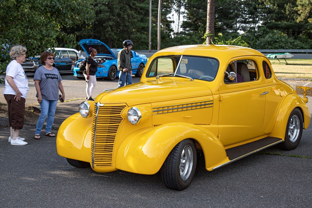 Westfield car show benefits Warrior's Art Room for veterans and ...