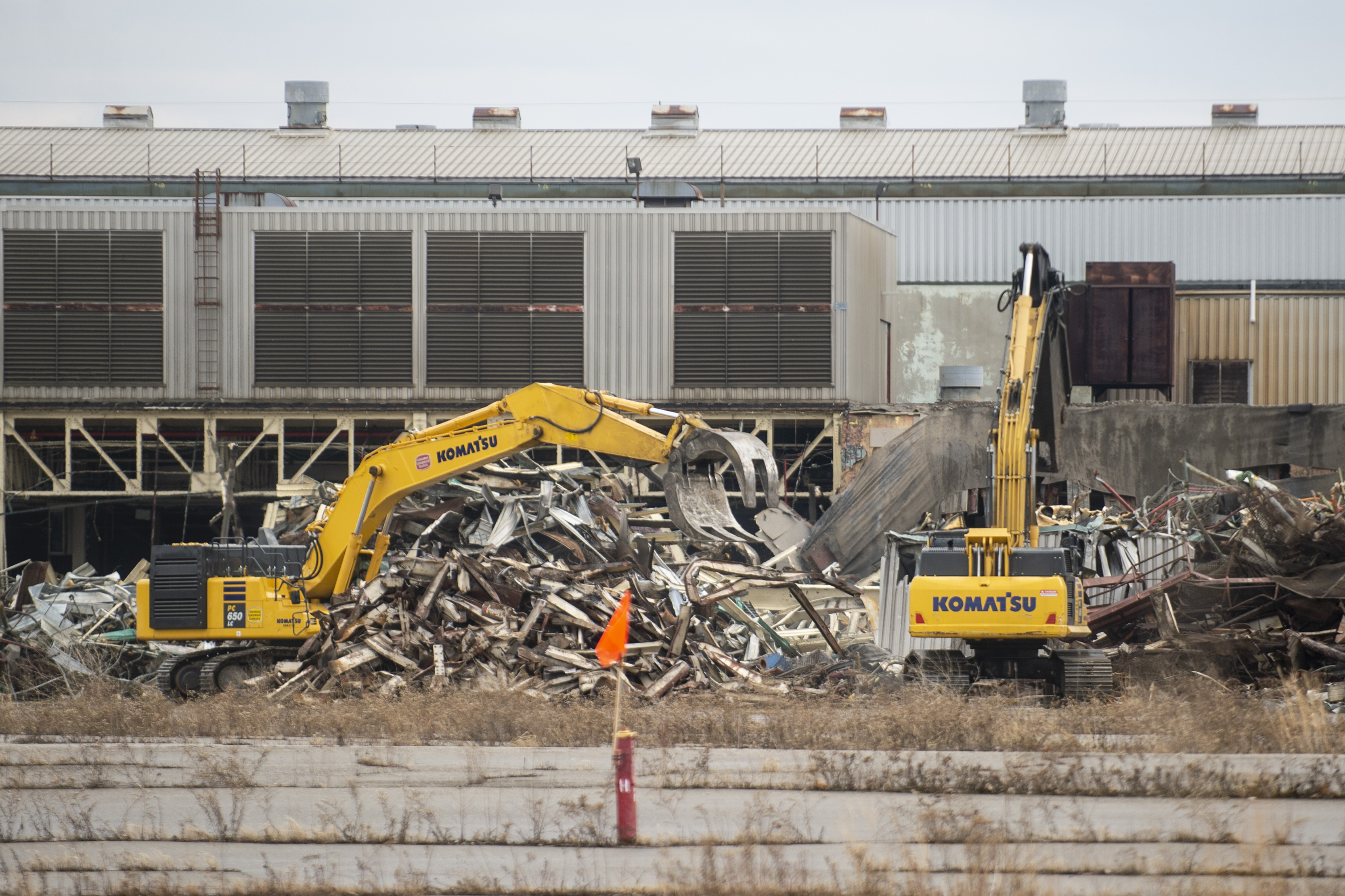 Demolition begins of former Delphi plant in Saginaw - mlive.com