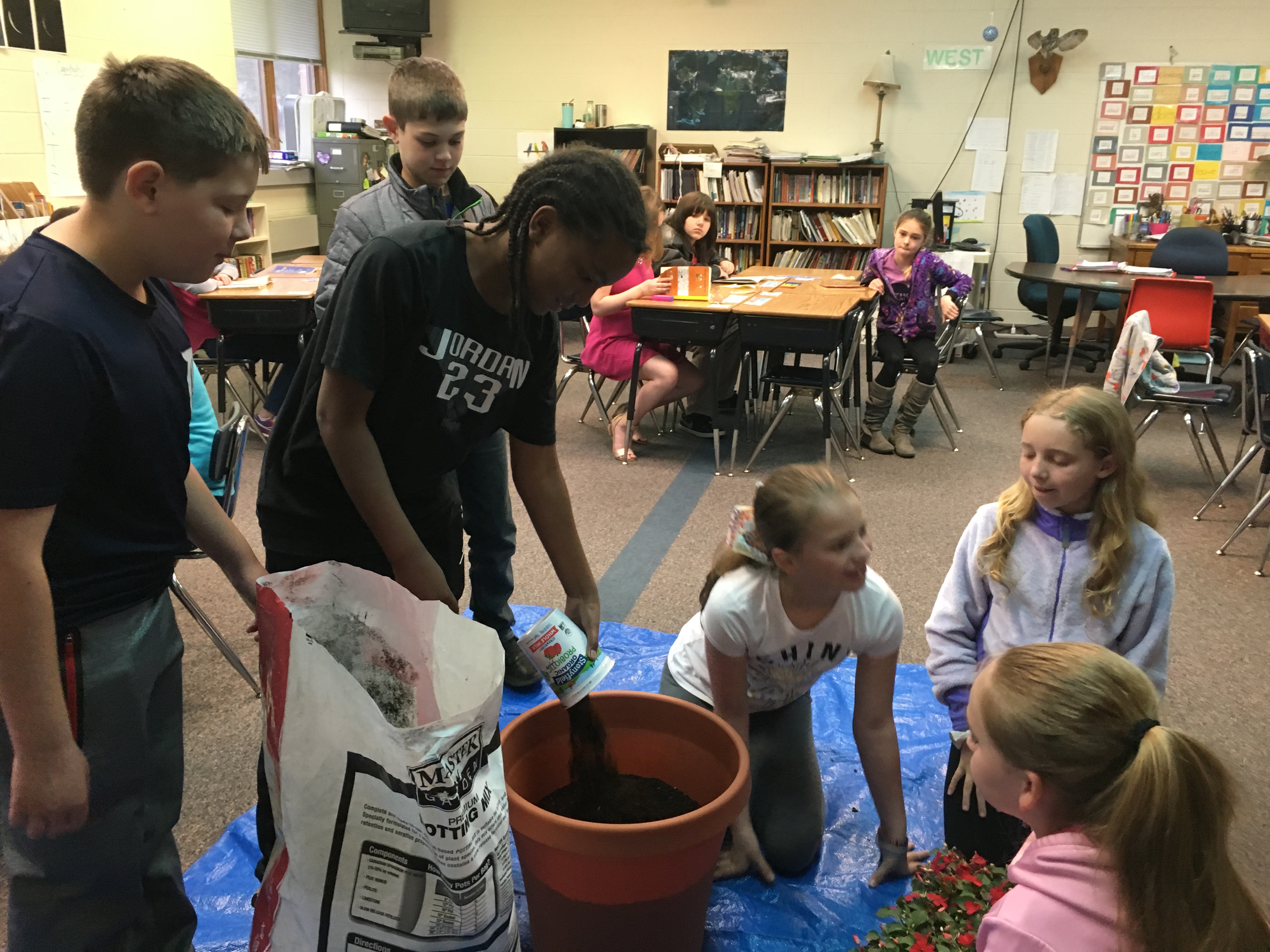Project Give Back at Townsend Elementary School - mlive.com