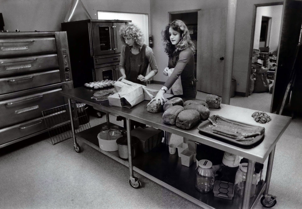 The Rajneeshees in Oregon: Photos through the years - oregonlive.com