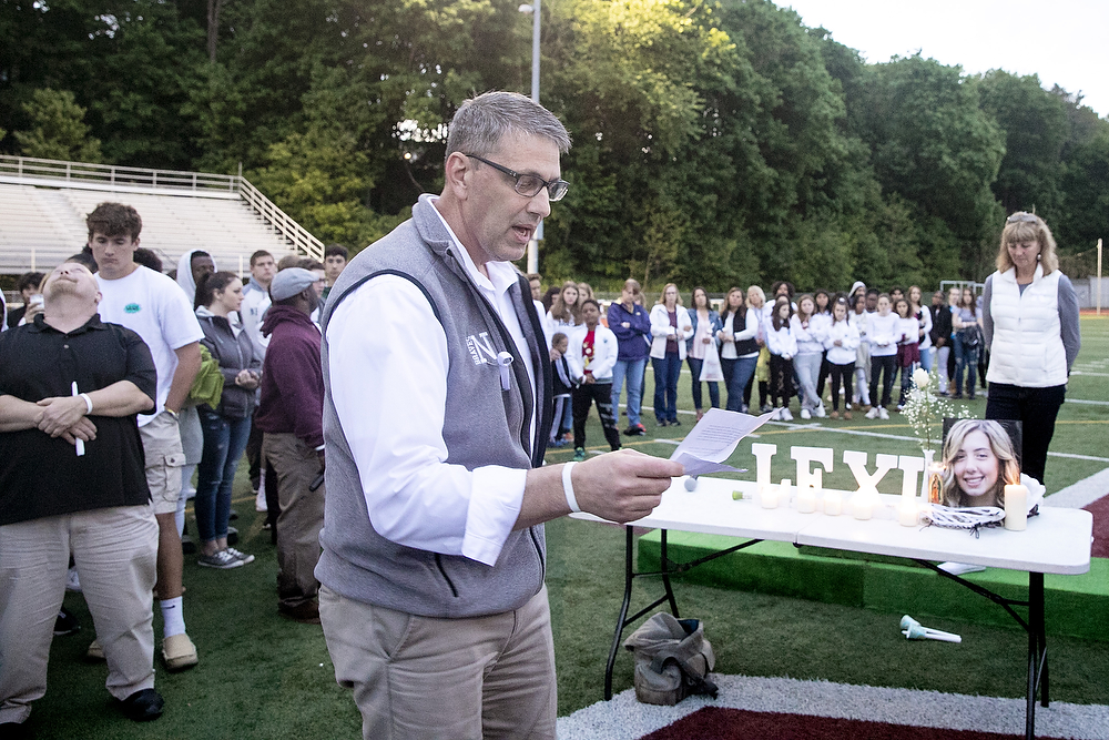 Hundreds mourn Alexis “Lexi” Faye at vigil in Newton - nj.com