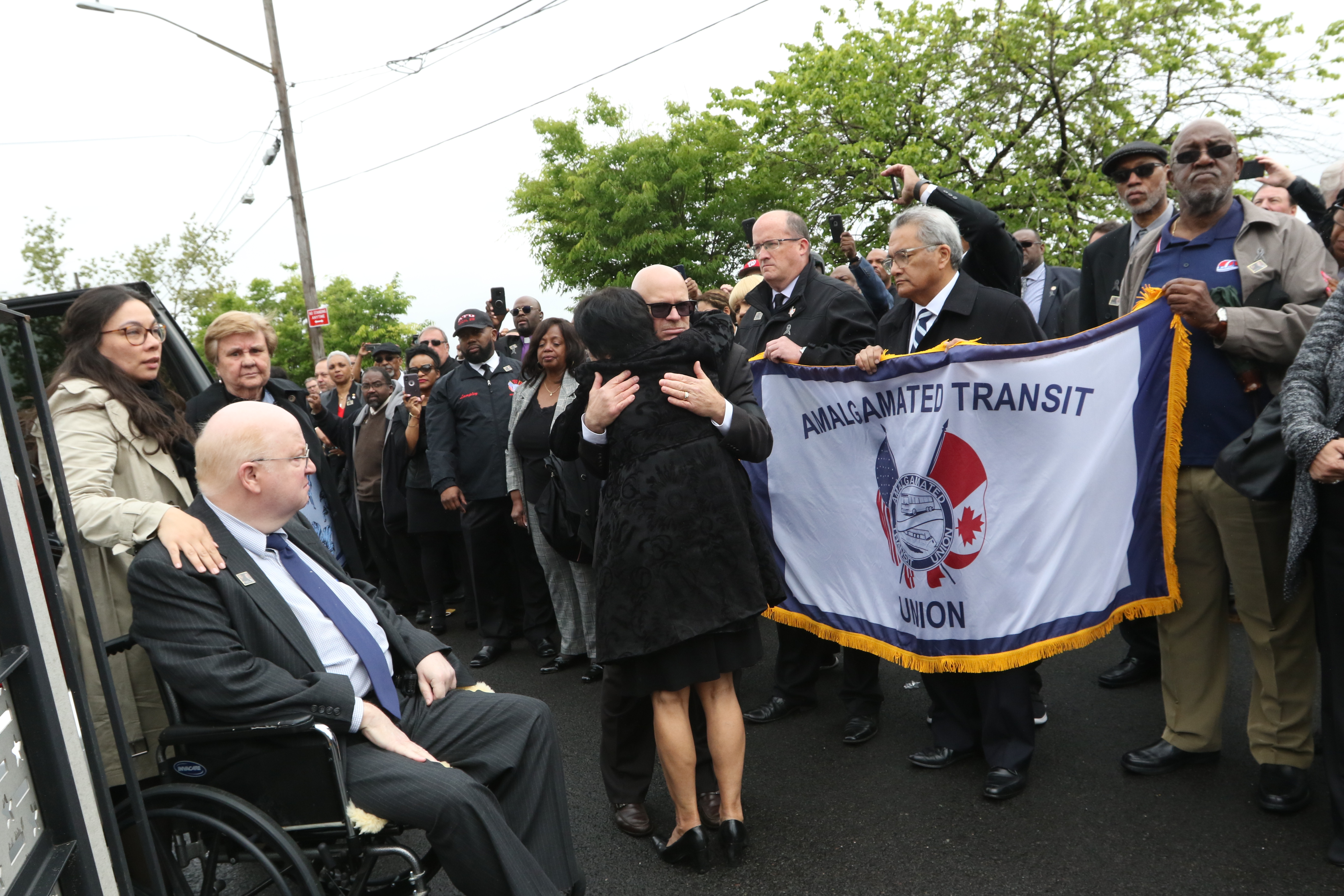 Larry Hanley ATU president honored by union, laid to rest - silive.com