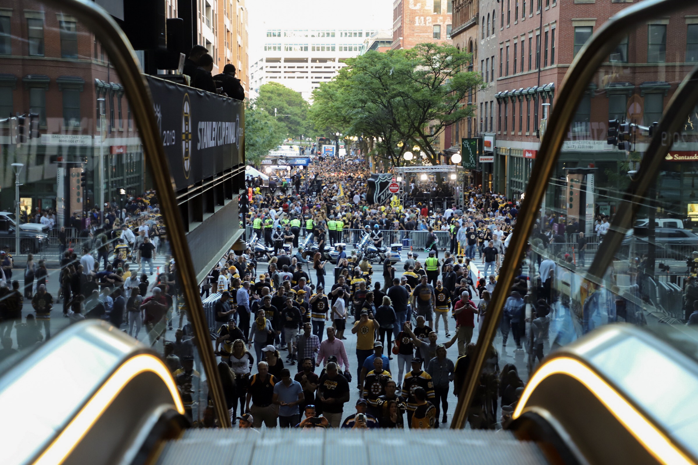 Seen@ Bruins Game 7: Fans gear up for final Stanley Cup Playoff game ...