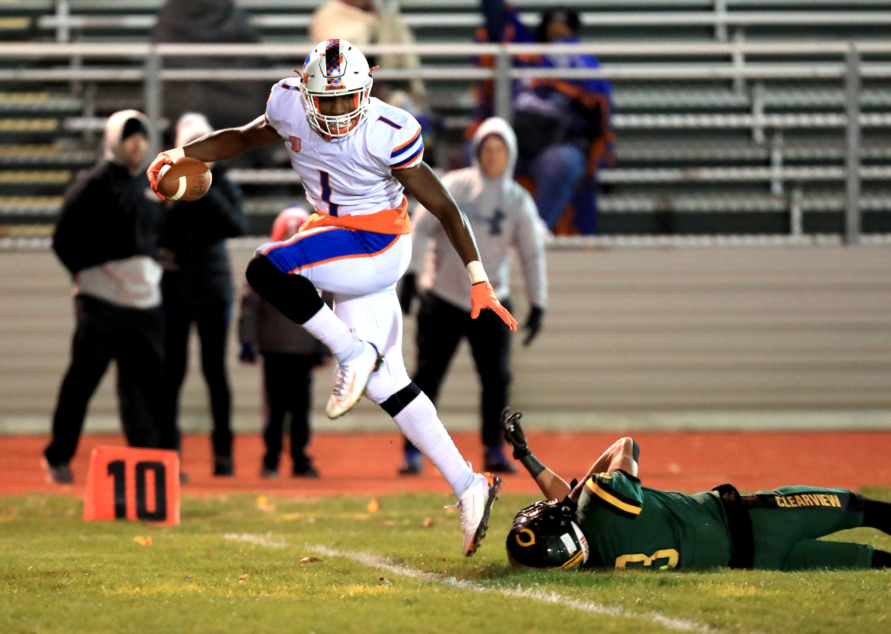 Top photos from Round 1 of the N.J. football playoffs - nj.com