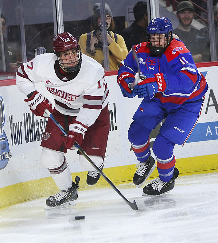 UMass Hockey vs UMass Lowell 2/22/20 - masslive.com