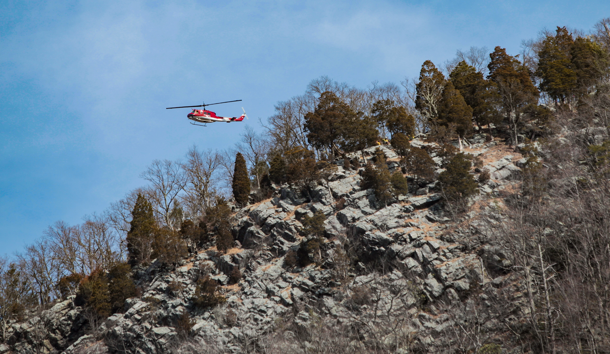 Delaware Water Gap forest fire Feb. 24, 2020 - lehighvalleylive.com