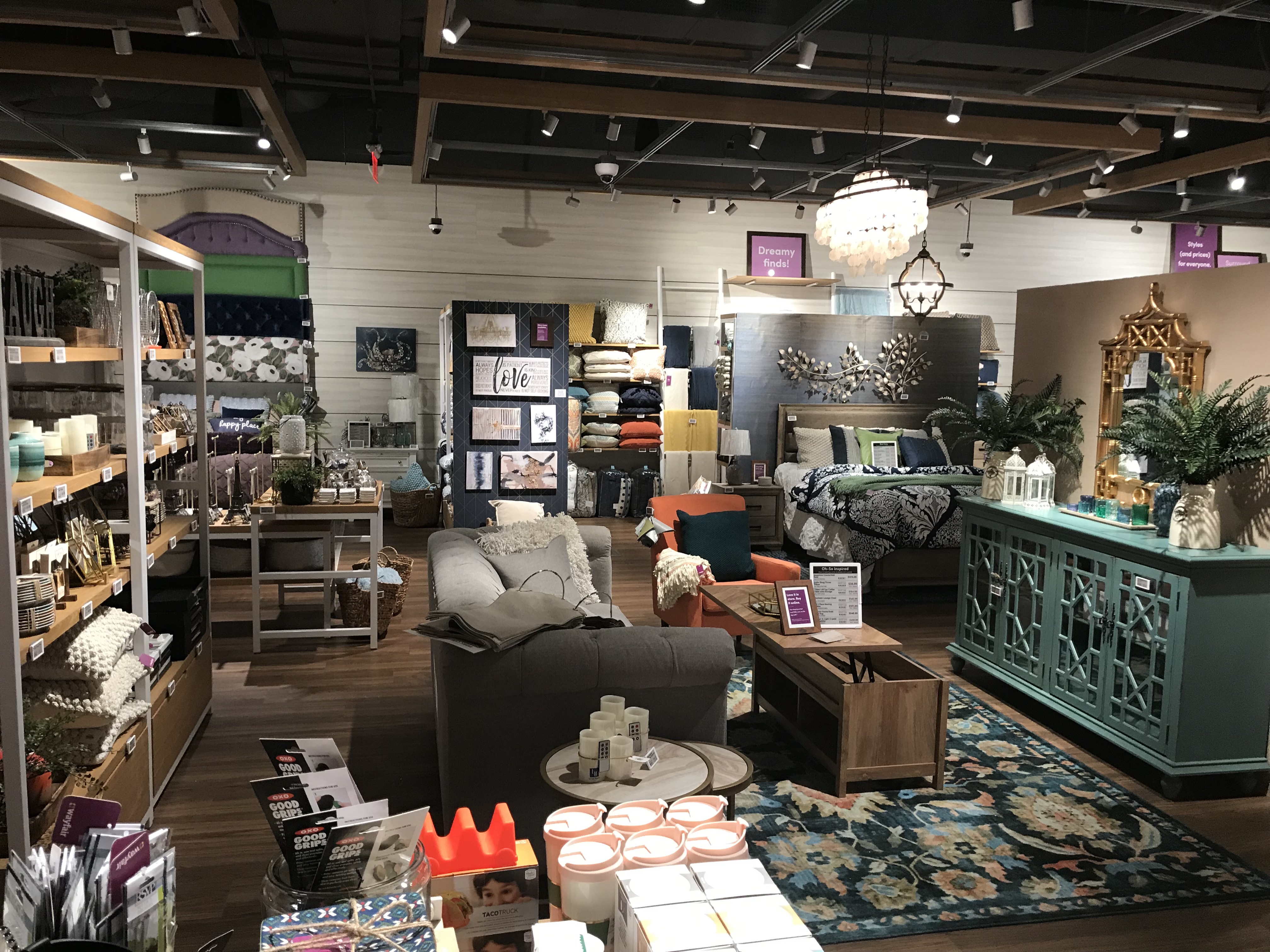 Inside Wayfair's first retail store in the Natick Mall - masslive.com