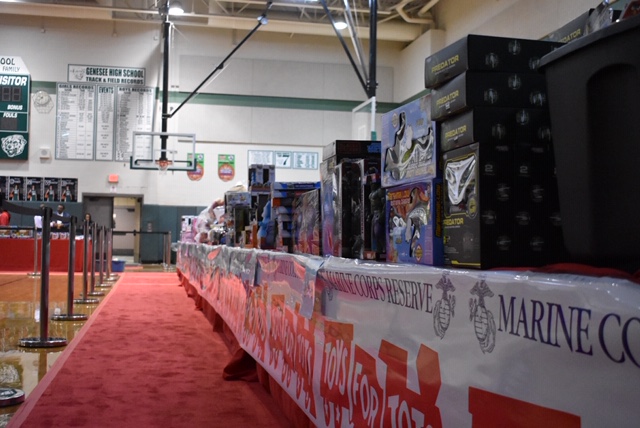 Pistons owner provides Christmas gifts for Flint-area families - mlive.com