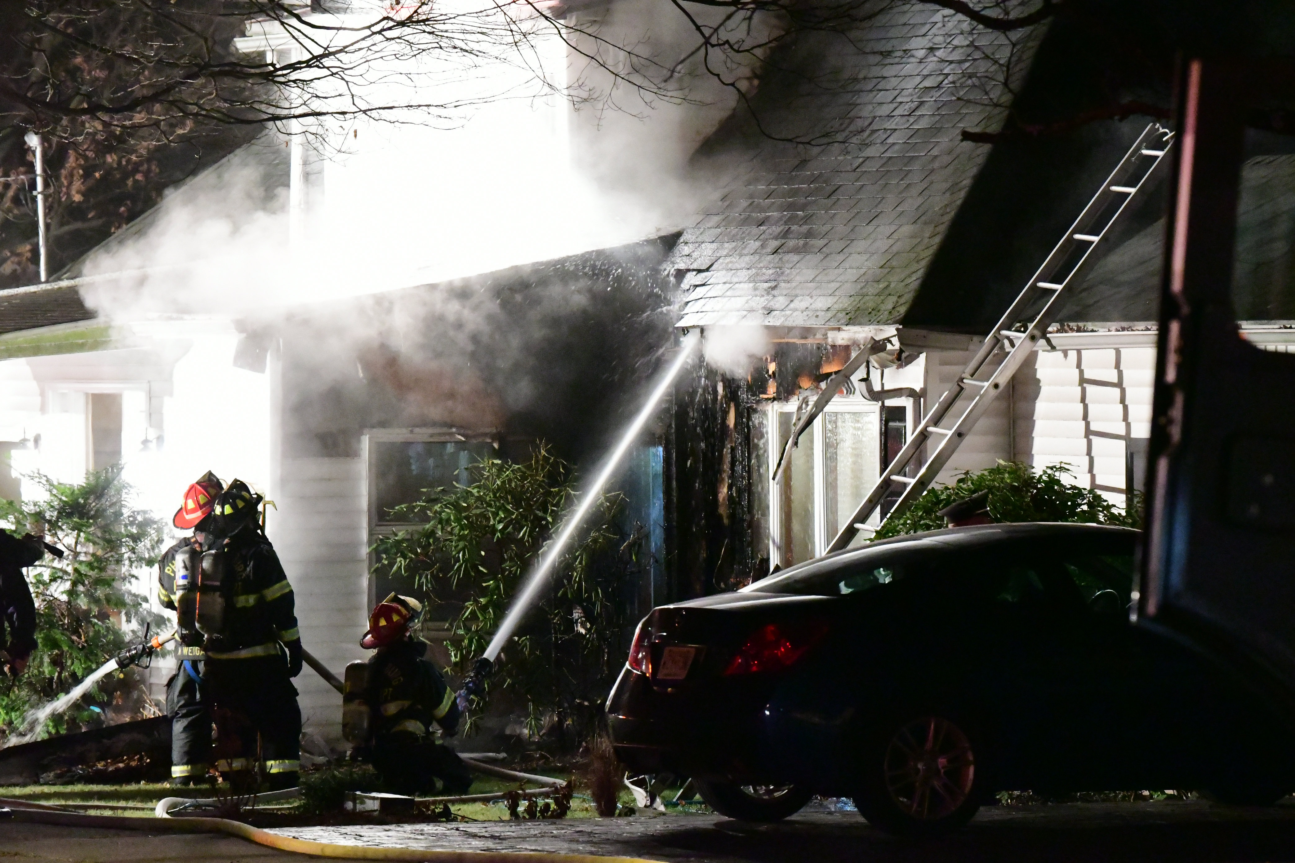 Fire breaks out at 720 Metz St., Phillipsburg - lehighvalleylive.com
