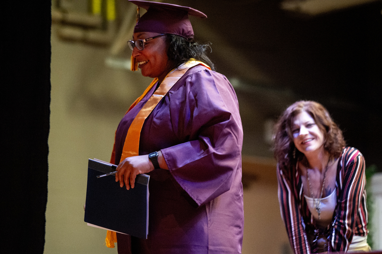 Huron Valley Women's Prison inmates graduate with associate's degrees ...