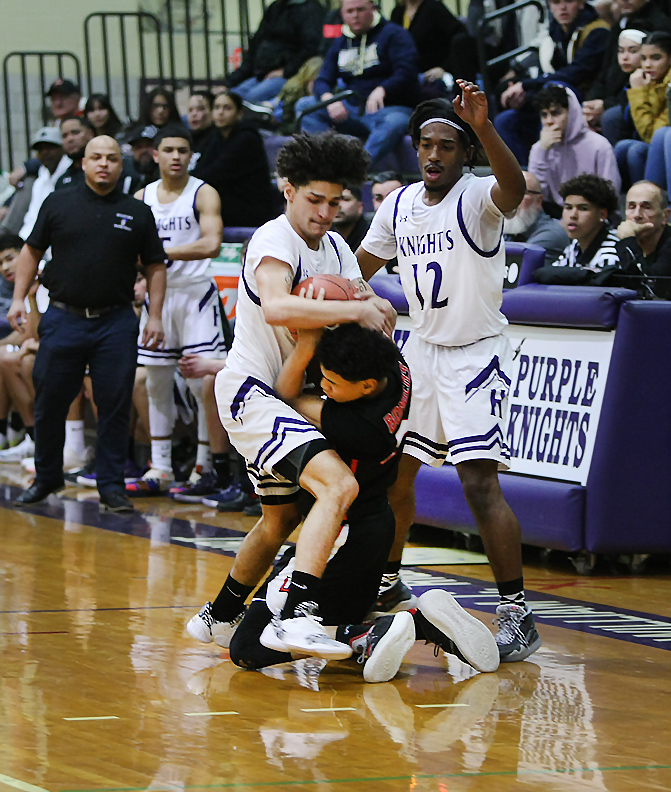 Holyoke vs Westfield boys Basketball 1/7/20 - masslive.com