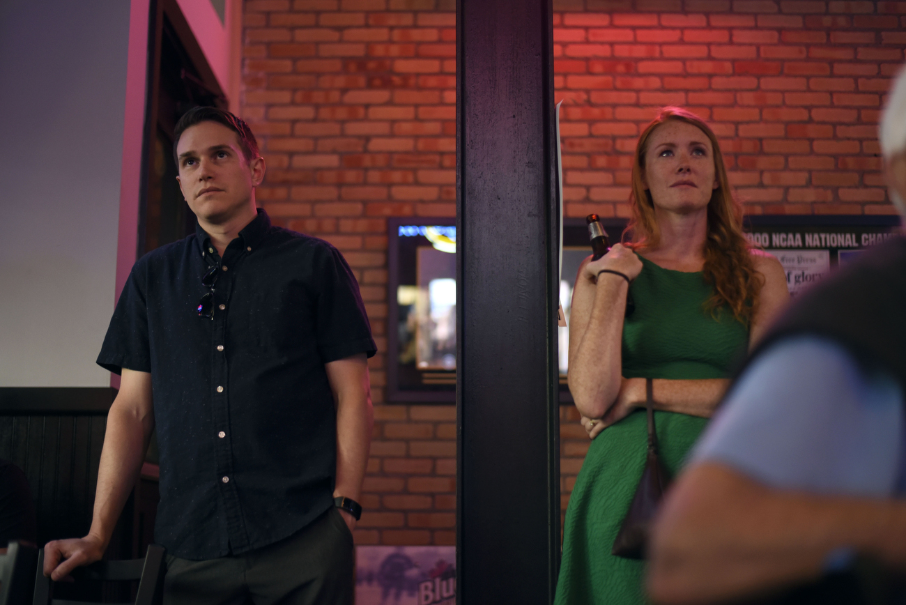 Friends and family of Amazing Race team hold watch party for finale ...