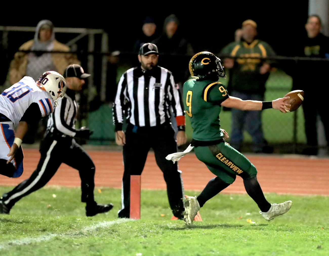 Millville football defeats Clearview 32-24 in the South Jersey Group 4 ...