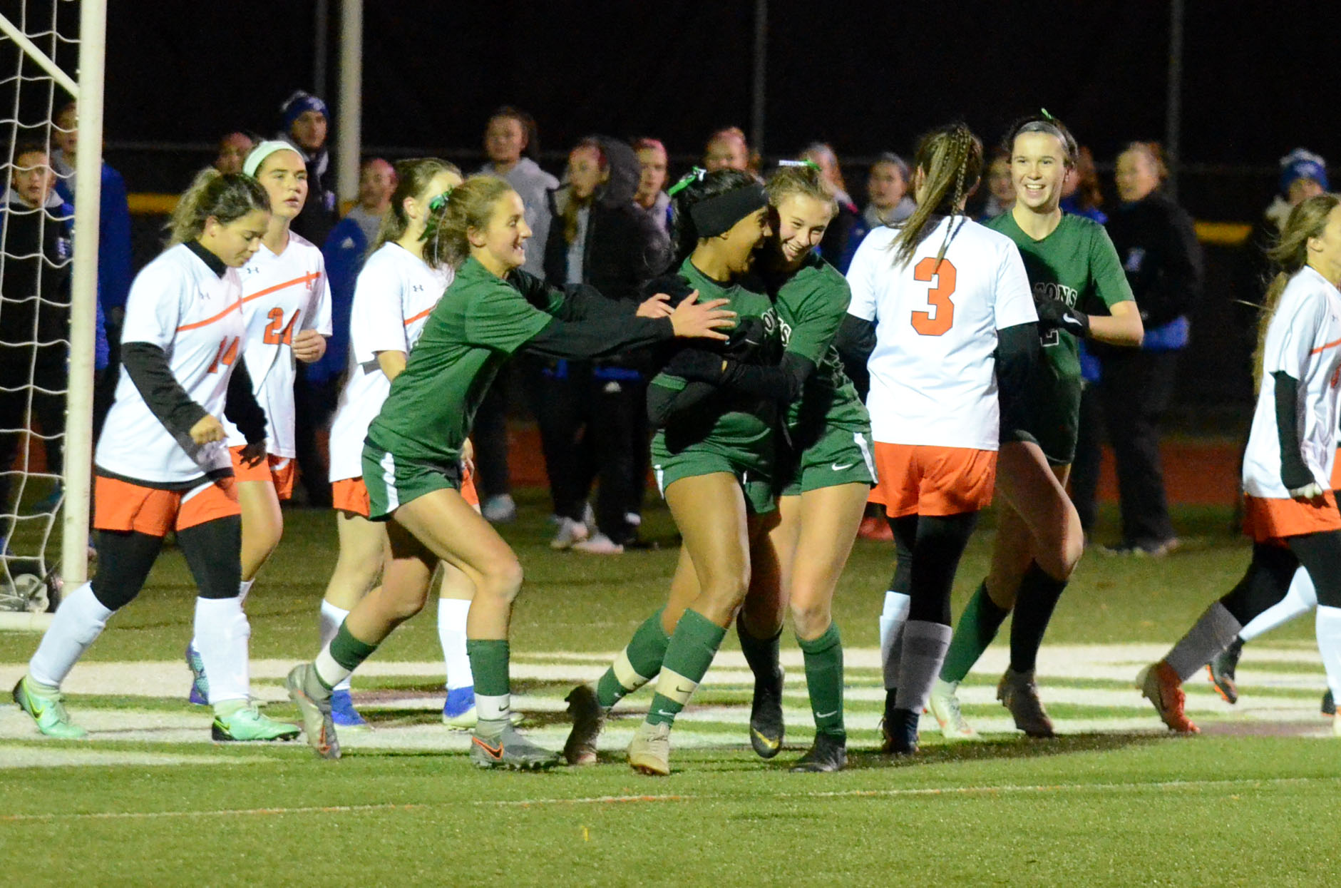 Minnechaug tops Agawam in WMass D-I semi - masslive.com