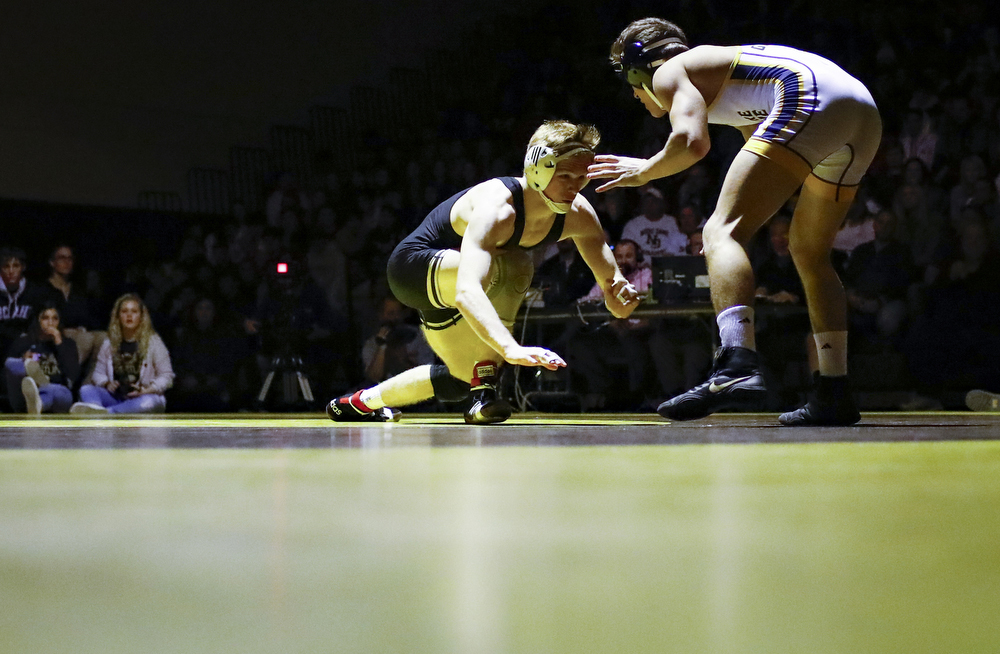 Bethlehem Catholic wrestling hosts Notre Dame on Jan. 3, 2020 ...
