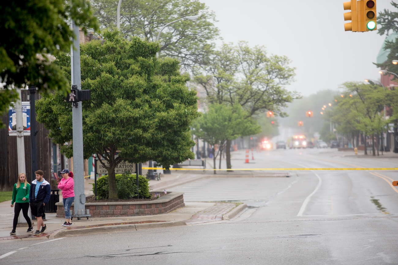 Lapeer Police investigate sewer lines for gasoline leak - mlive.com