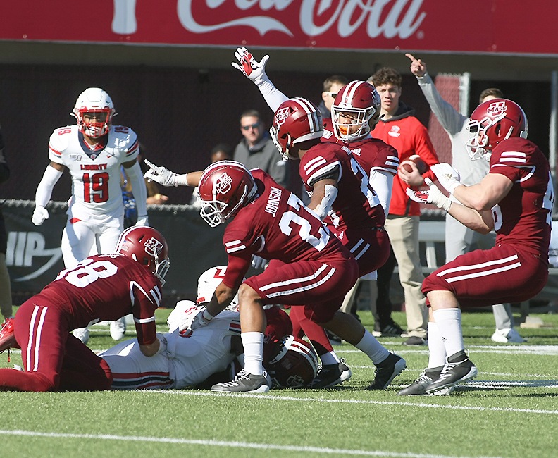 UMass Football vs Liberty 11/2/19 - masslive.com