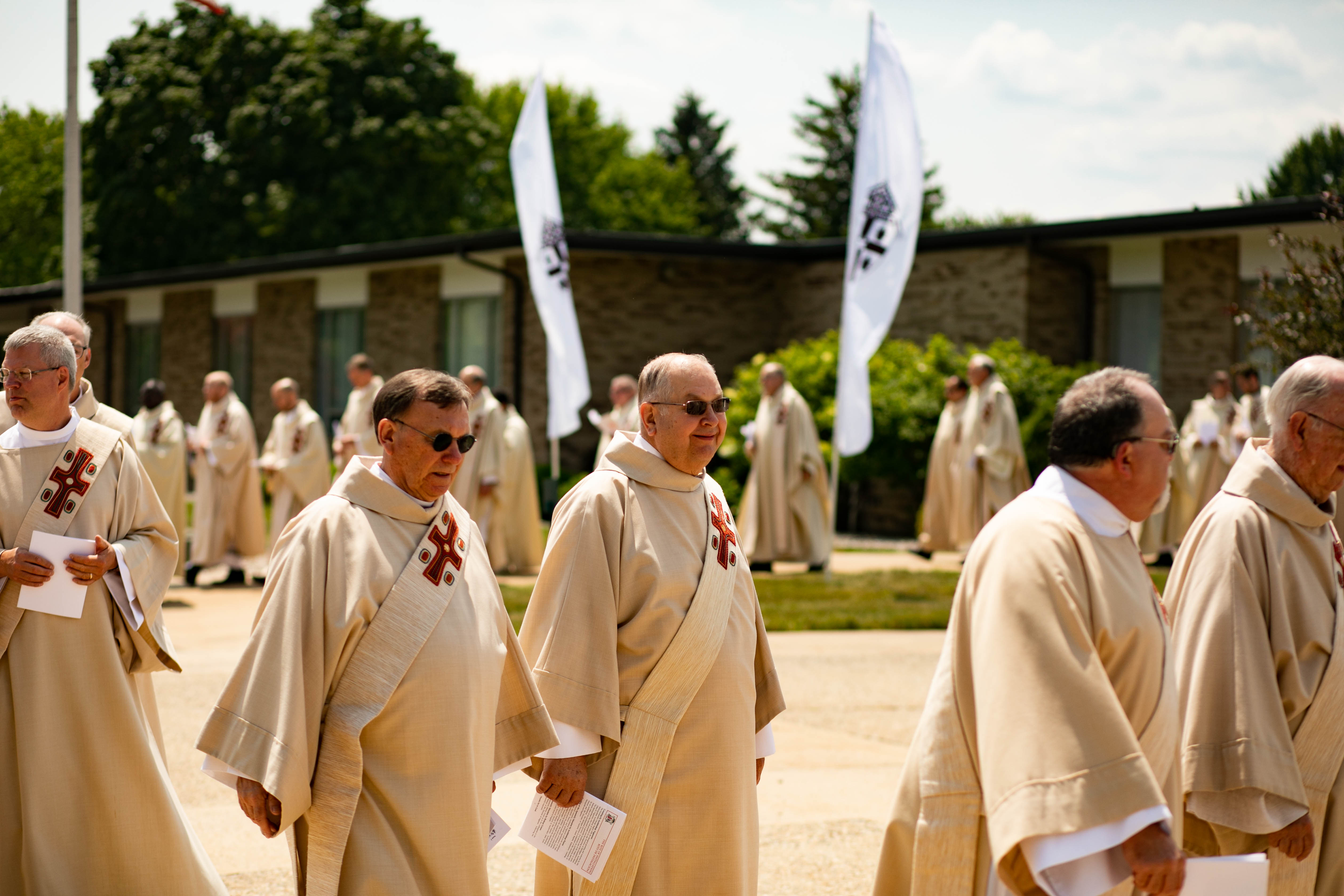 Bishop Robert Gruss installed as the new Bishop of Saginaw - mlive.com