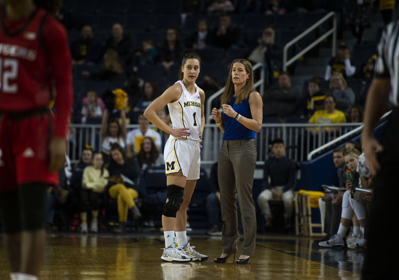 Michigan women's basketball defeats Rutgers 71-57 - mlive.com