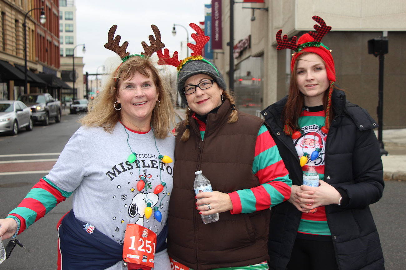 Seen@ Worcester Jingle 5K road race - masslive.com