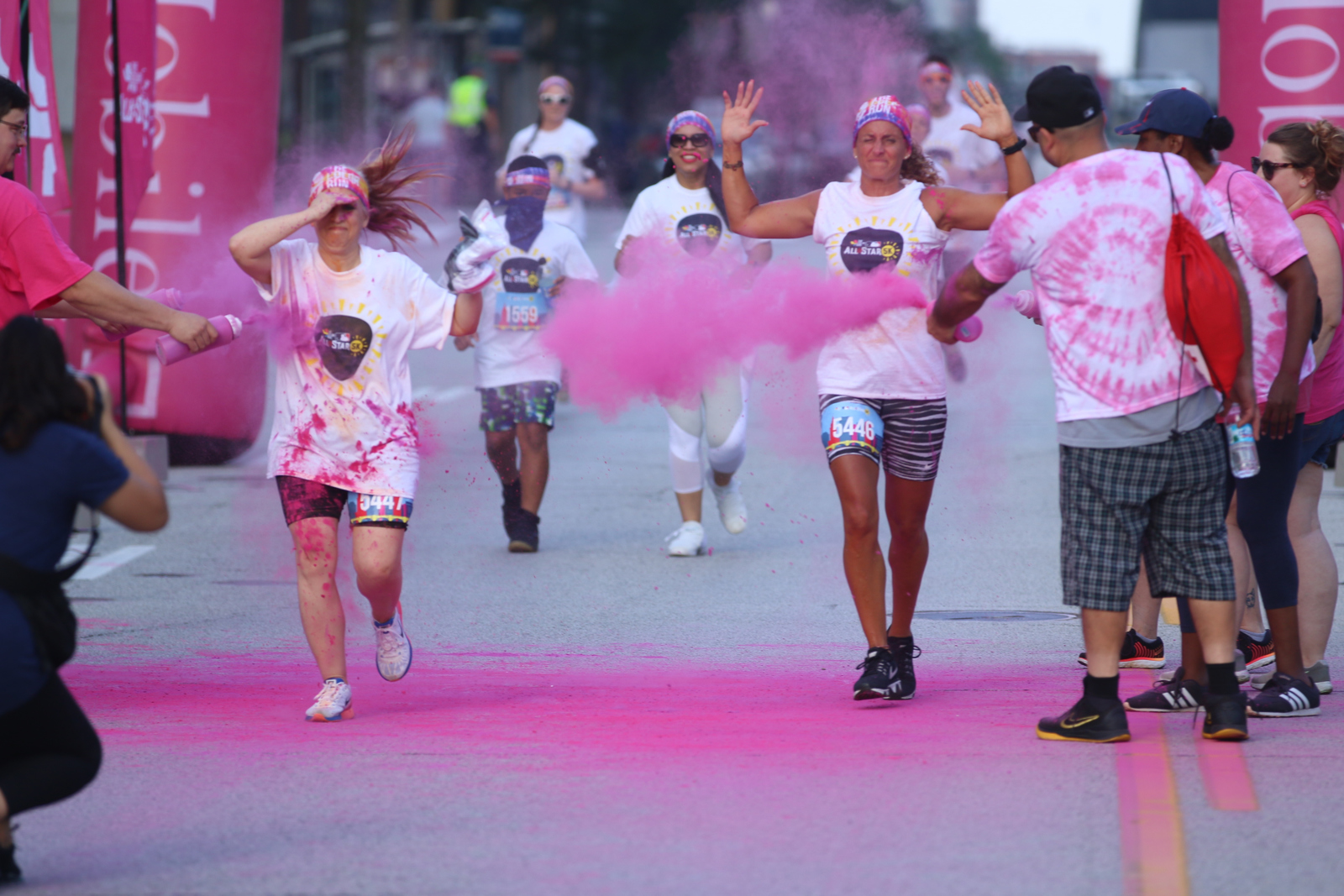 Color Run All-Star 5K runners take on colorful new look during the race ...