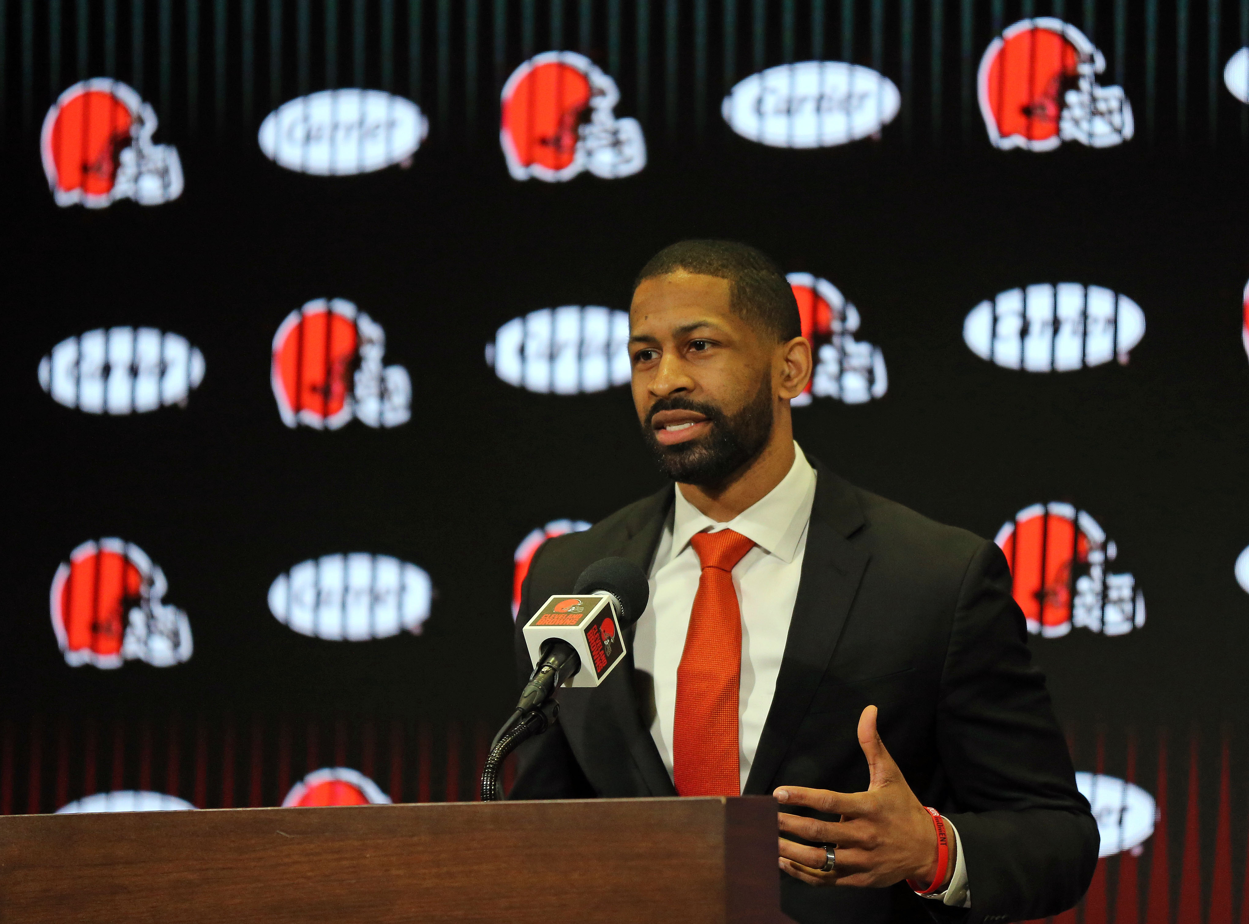 Cleveland Browns introduce Andrew Berry as new general manager ...