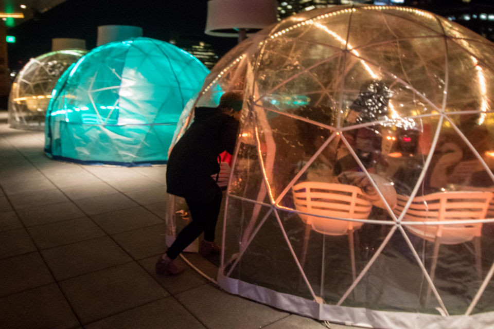 Sit in heated igloos at this rooftop Boston bar - masslive.com