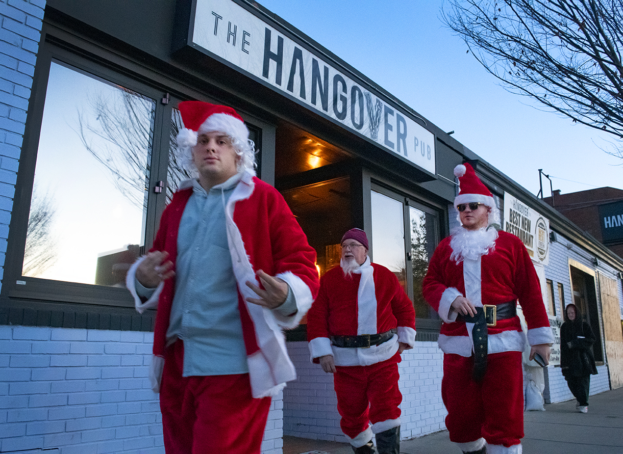 Santa Pub Crawl in Worcester's Canal District - masslive.com