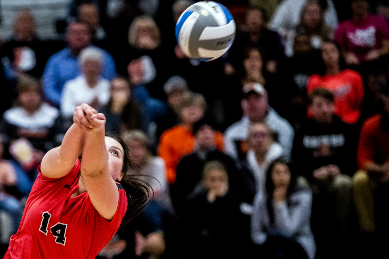Flushing volleyball sweeps Grand Blanc 3-0, moves onto Division 1 ...