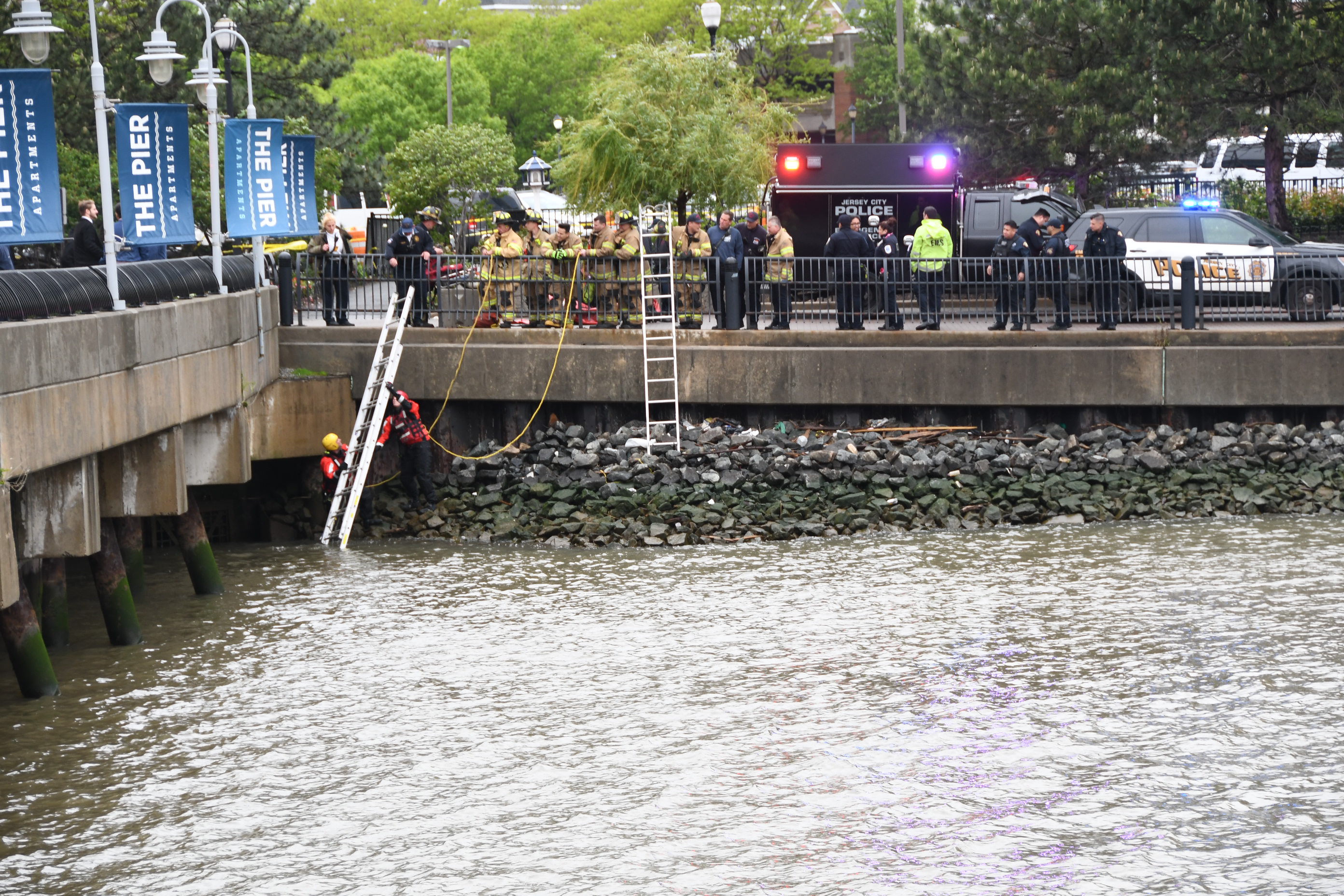 Body pulled from Hudson River - nj.com