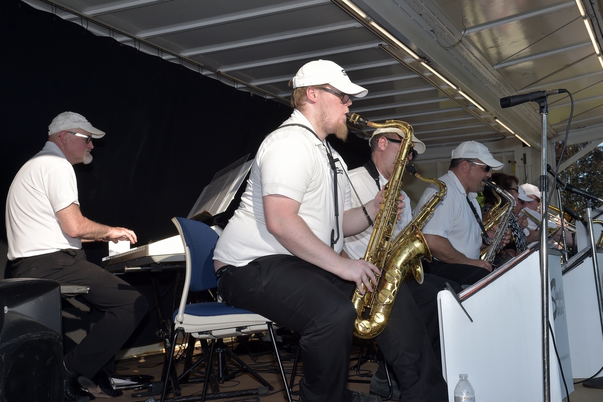 Seen@ the Springfield Armory Simply Swing big band concert - masslive.com