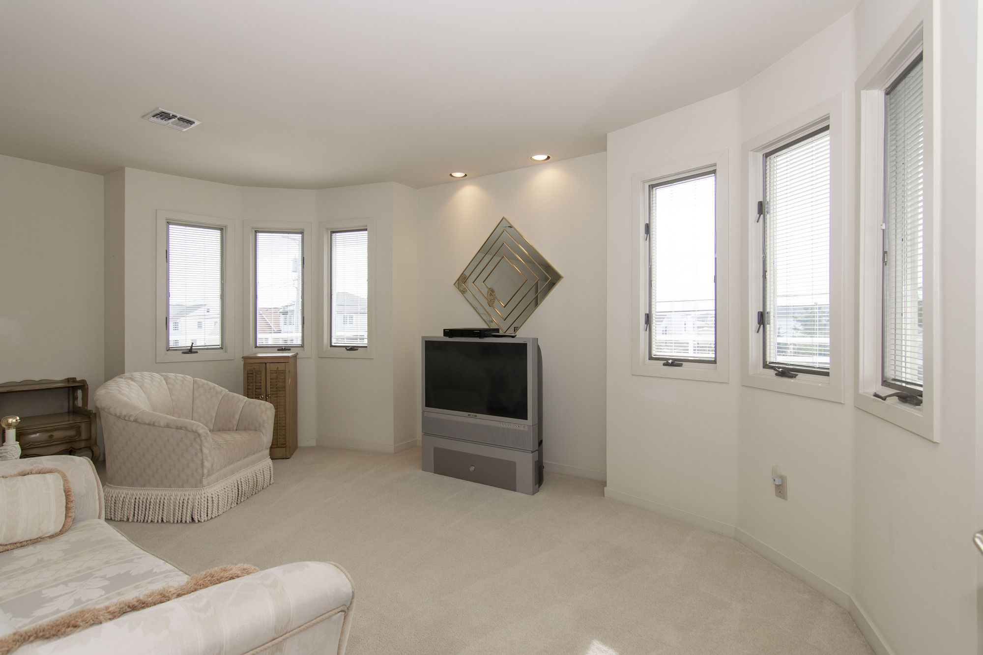 Joe Pesci's Jersey Shore mansion for sale: Cool Spaces - pennlive.com