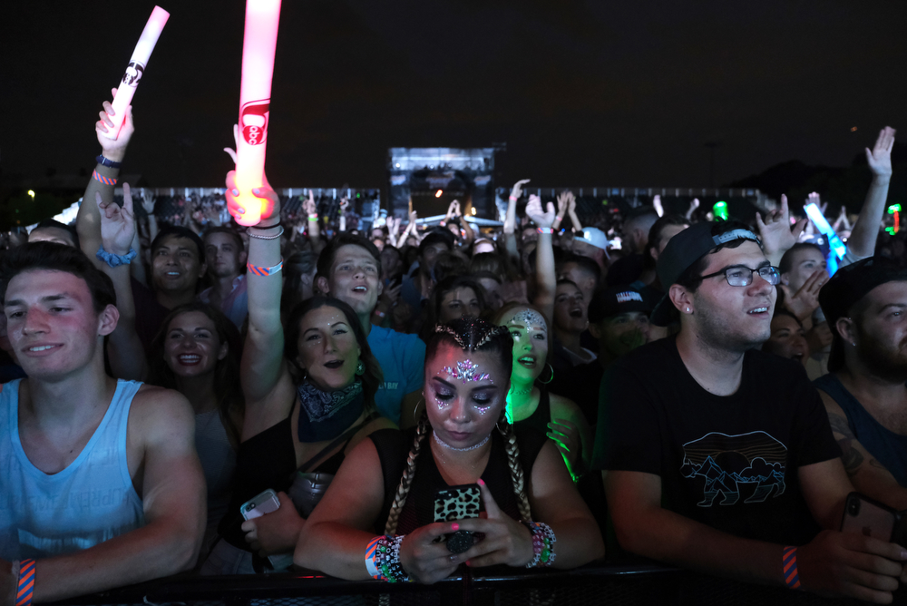 The Chainsmokers plays Wind Creek Steel Stage at Musikfest ...