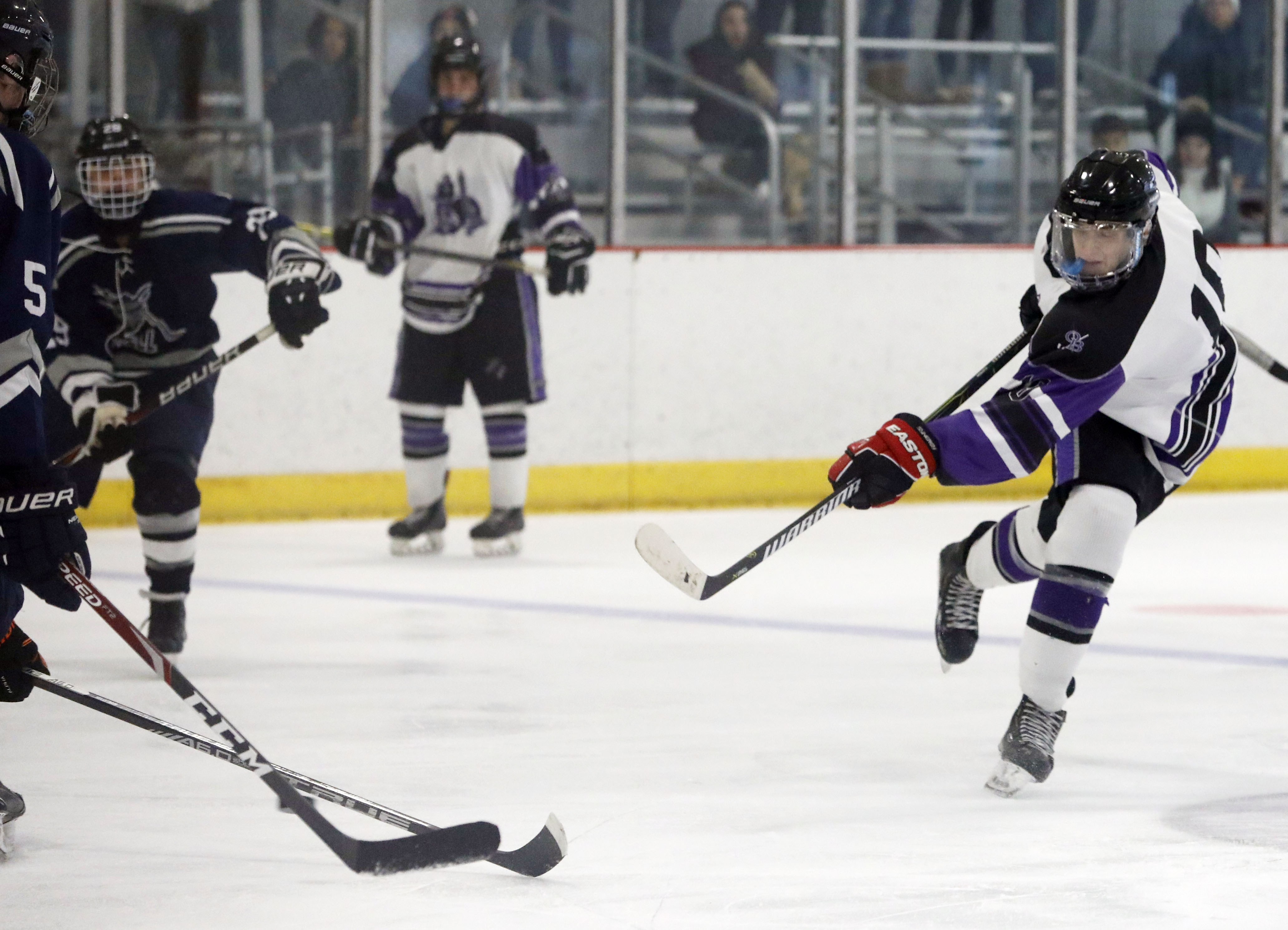 Boys Ice Hockey: Howell defeats Old Bridge 4-3 for Community Cup - nj.com