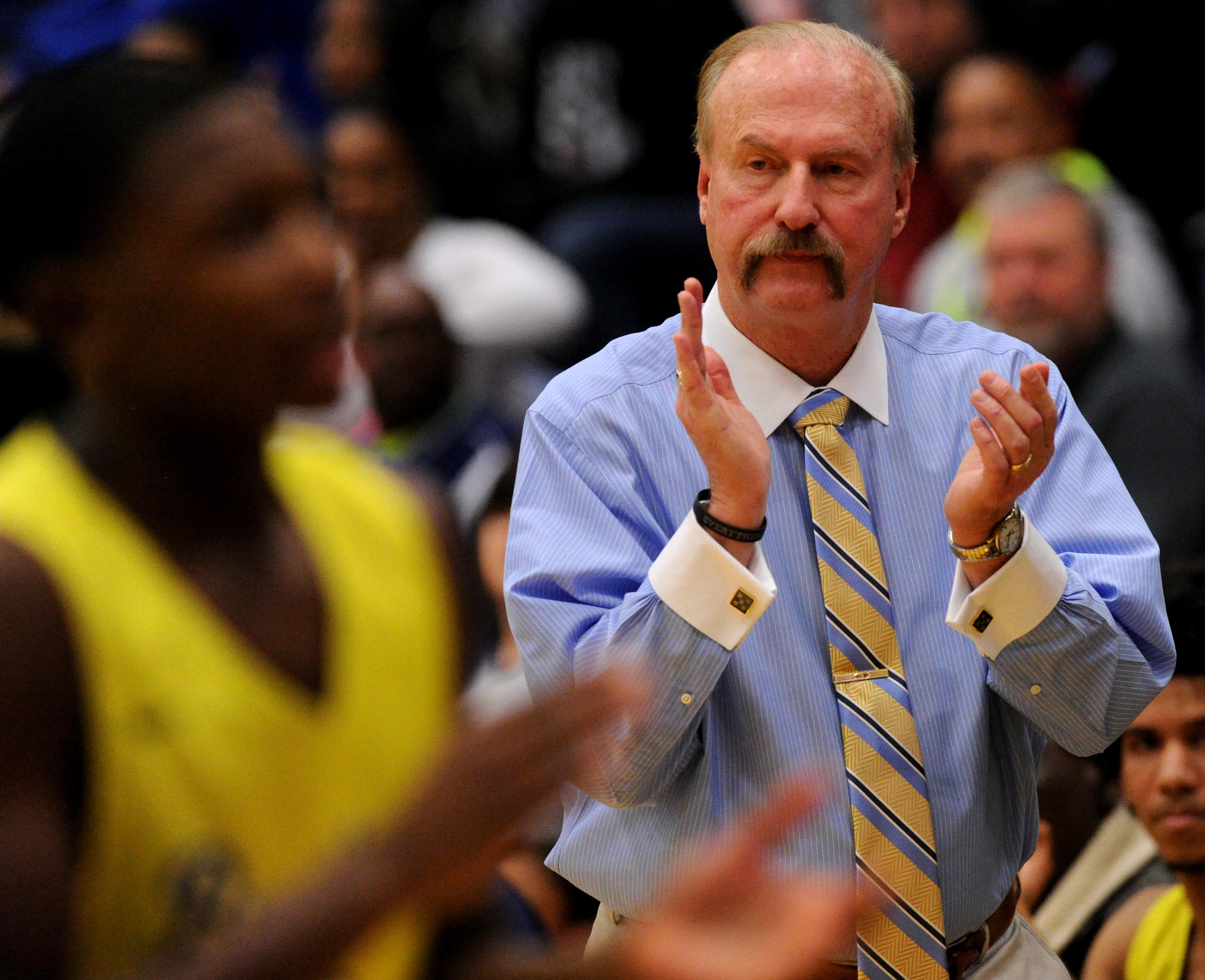 Lee-Huntsville vs. Buckorn boys basketball - al.com