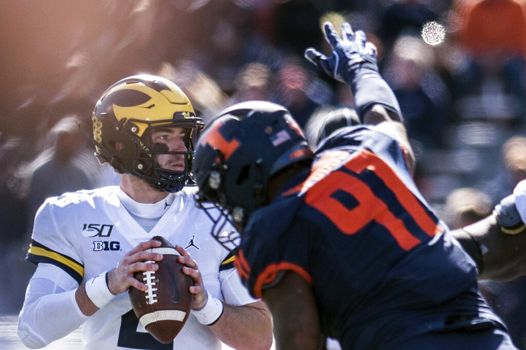 Michigan football travels to Illinois - mlive.com