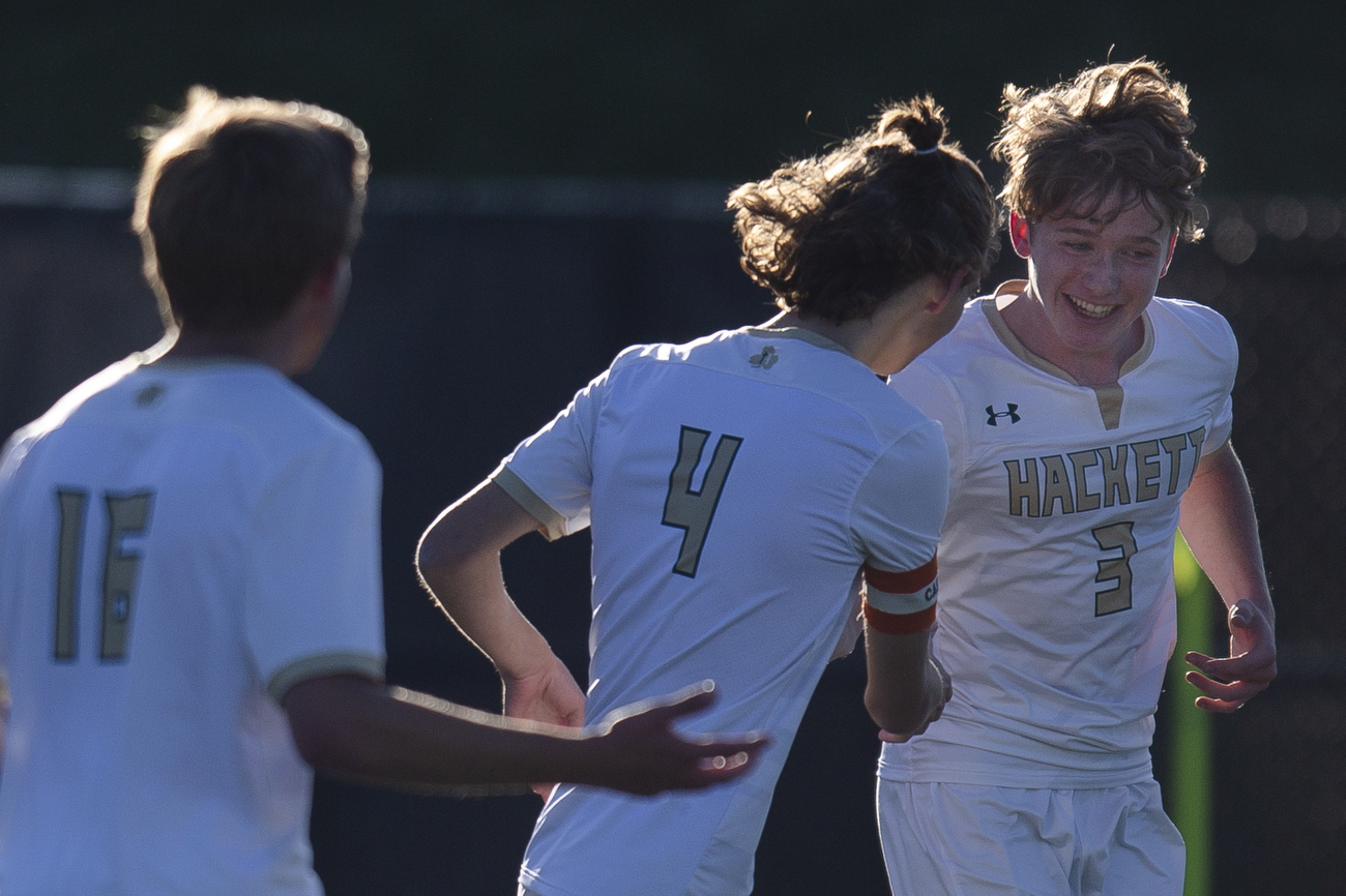 Kalamazoo Hackett races past Kalamazoo Christian to advance to regional ...