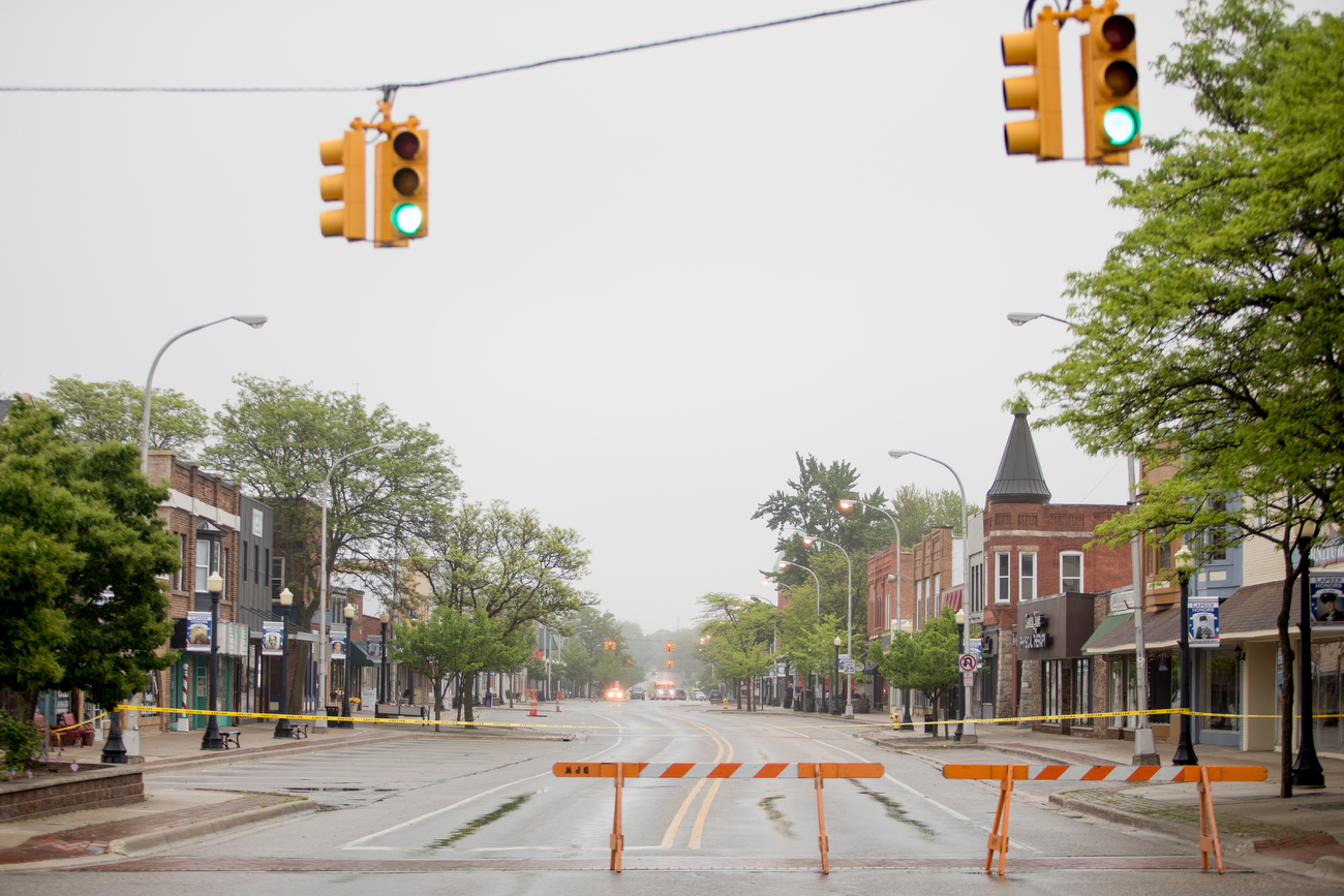Lapeer Police investigate sewer lines for gasoline leak - mlive.com