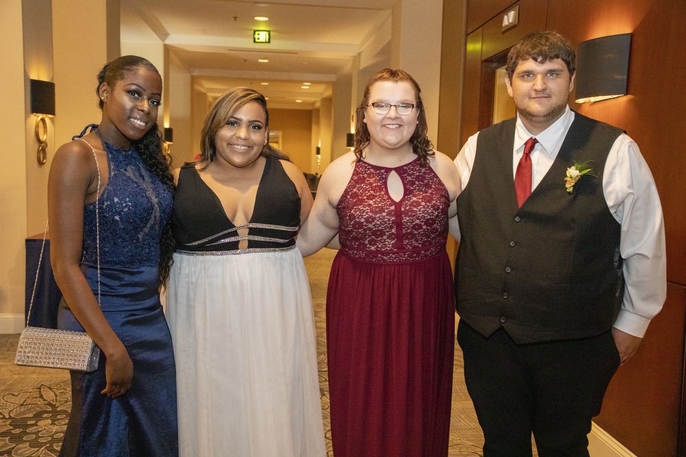 Cumberland Valley High School's 2019 Prom - pennlive.com