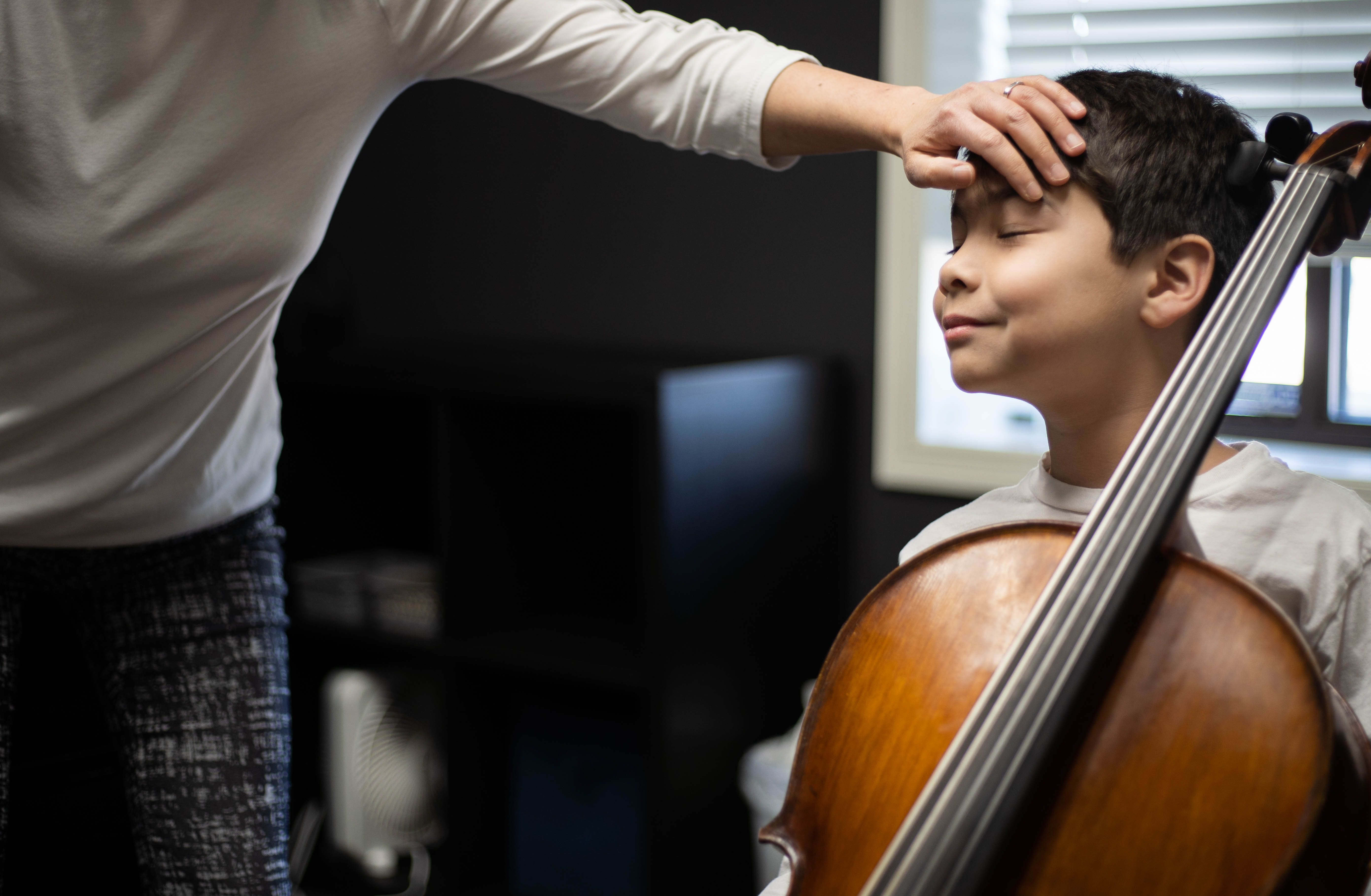 This 8-year-old cello prodigy has performed at Carnegie Hall 5 times ...