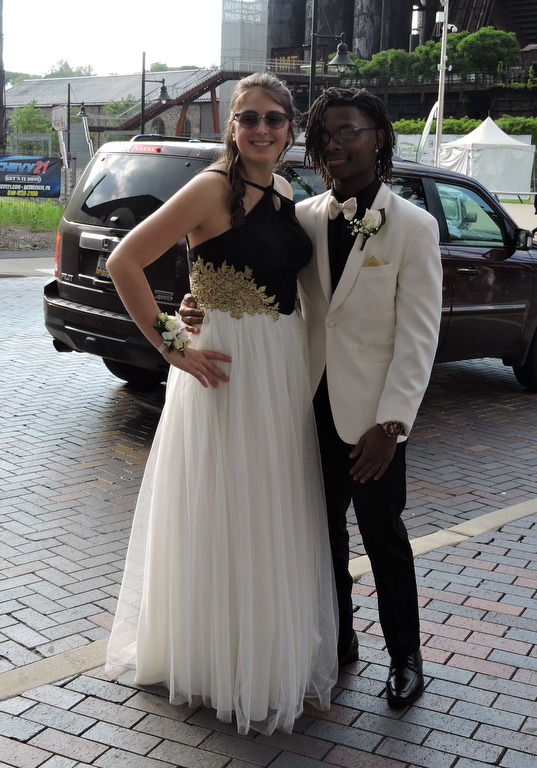 Freedom High School prom 2019 PHOTOS (Part 1) - lehighvalleylive.com