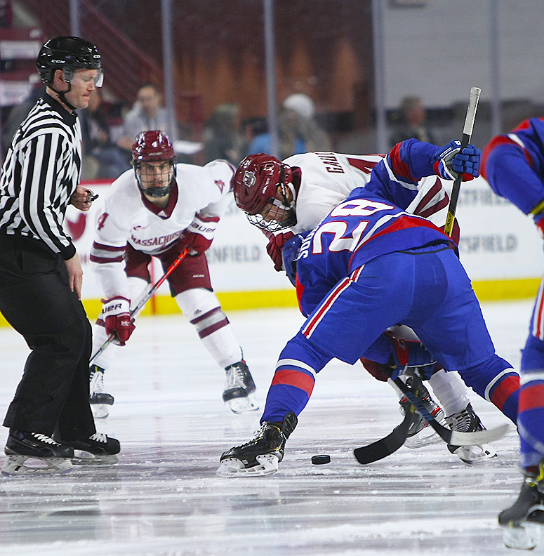 UMass Hockey vs UMass Lowell 2/22/20 - masslive.com