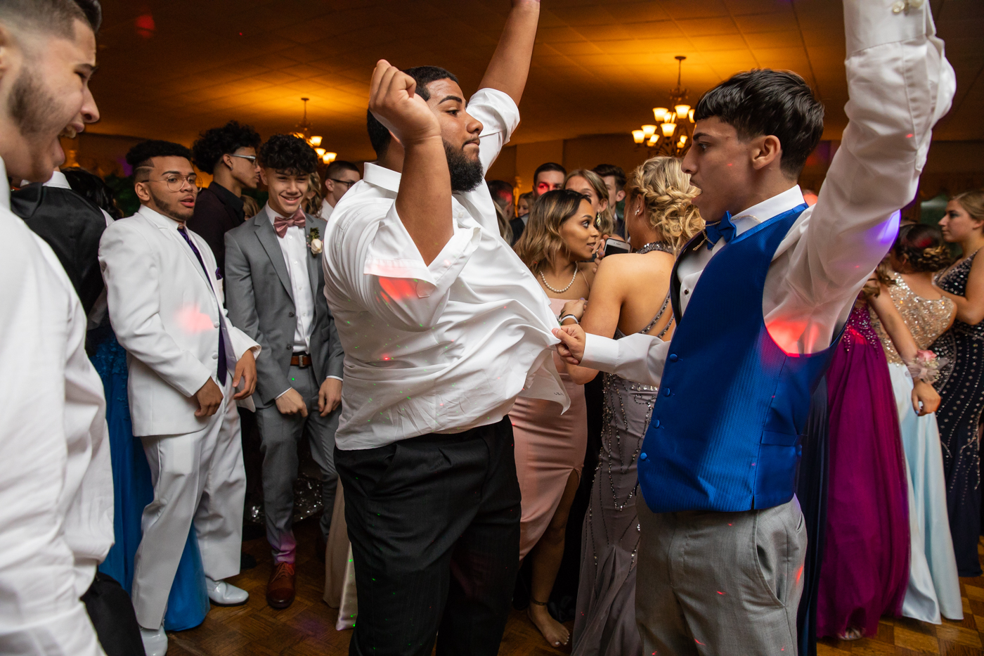 2019 Prom Photos: Chicopee High School prom at Tekoa Country Club in ...