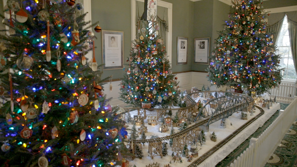 Governor Wolf hosts holiday open house Sunday - pennlive.com