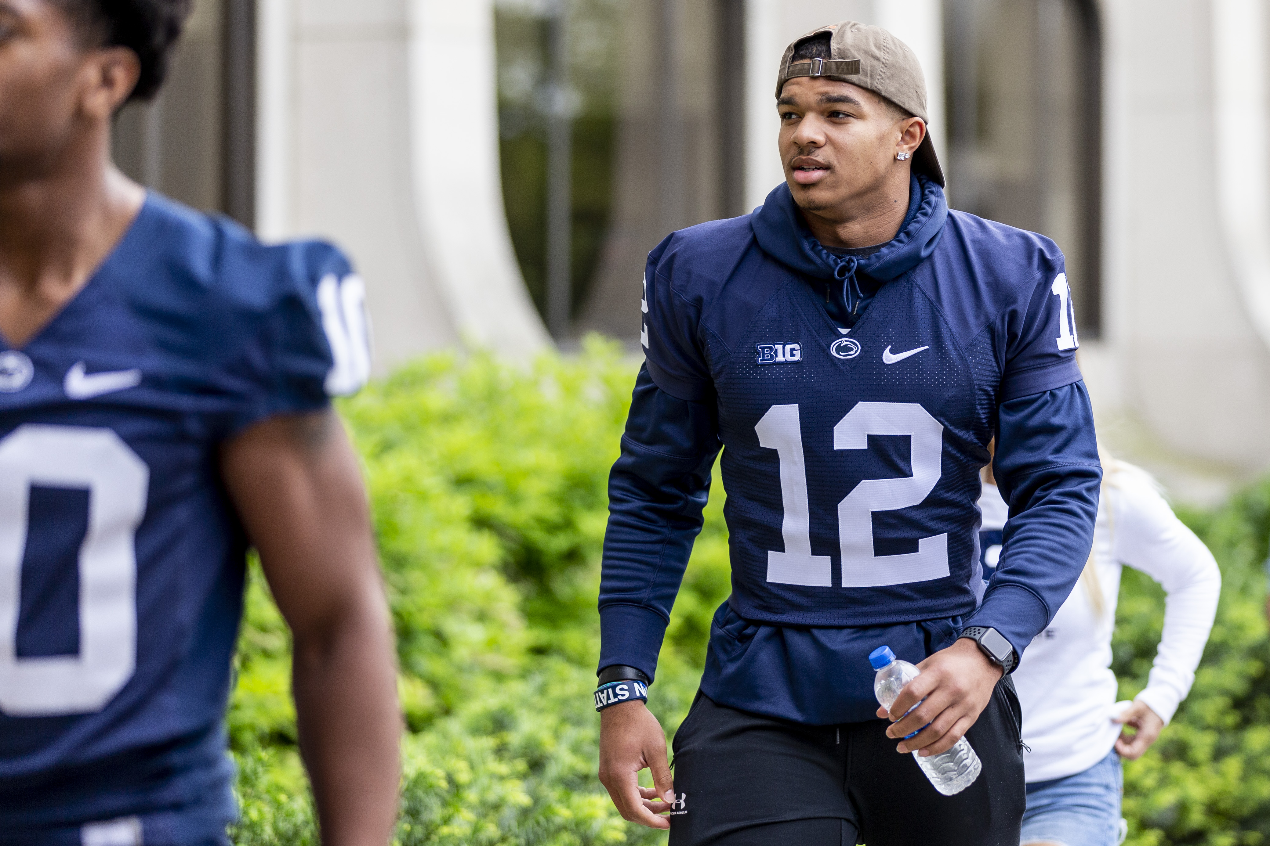 Penn State freshmen class visit Penn State Children's Hospital ...