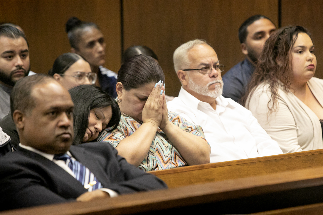 Detention hearing of Jovanny Crespo Newark officer charged with fatally ...