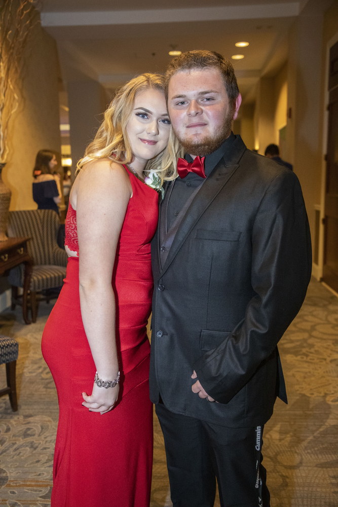 Cumberland Valley High School's 2019 Prom - pennlive.com