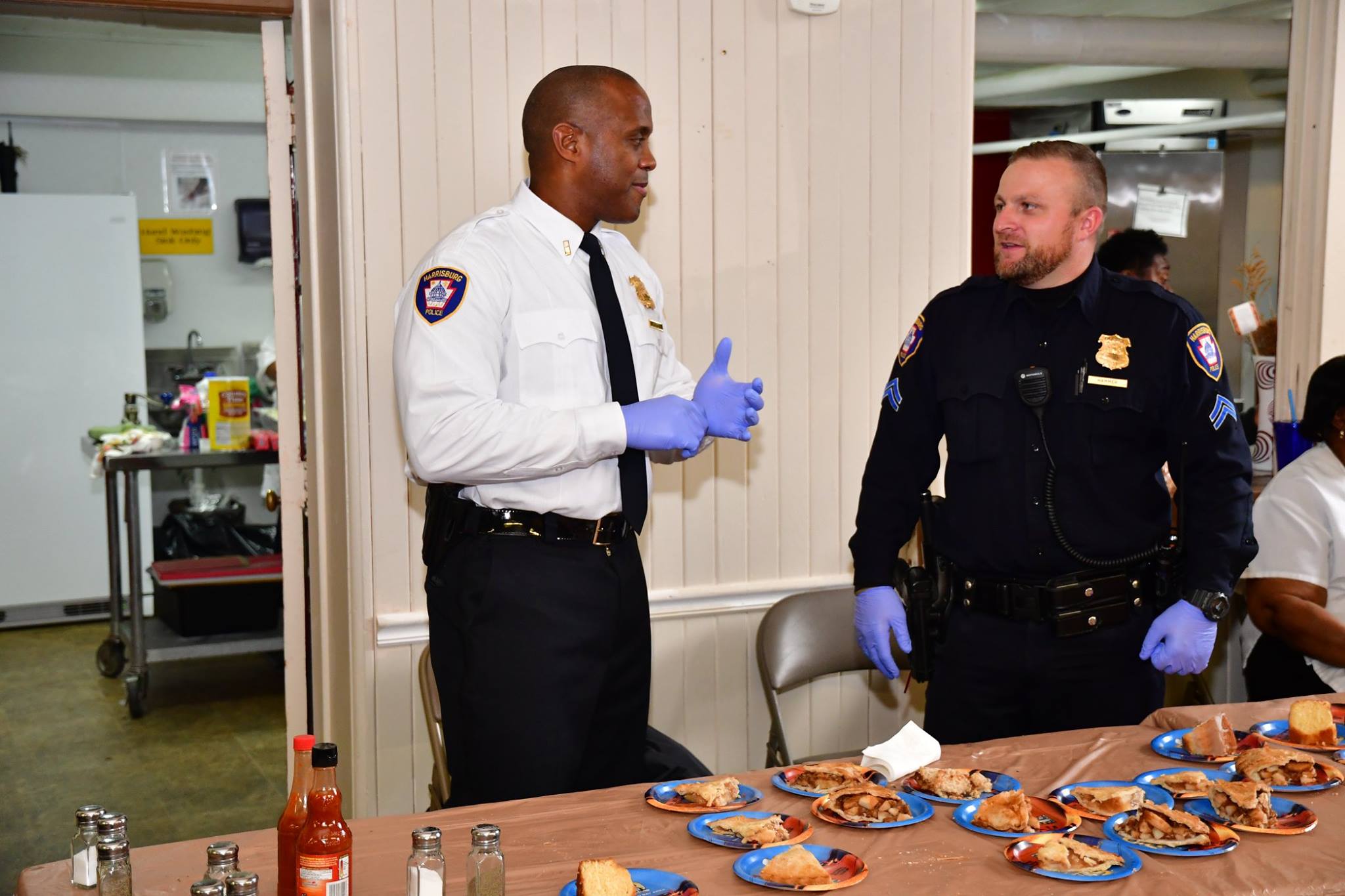 Harrisburg police, church combine to host Thanksgiving dinner ...