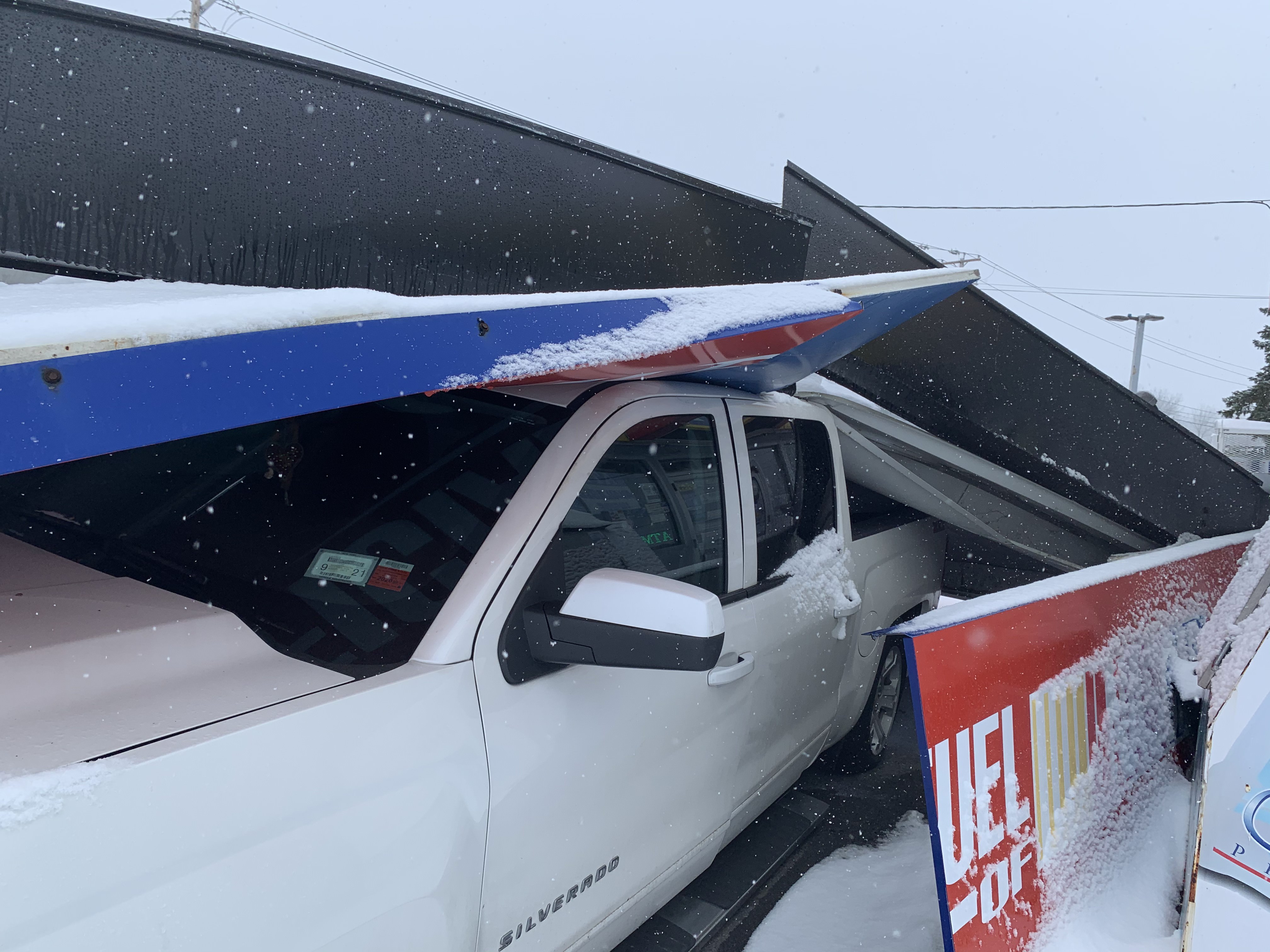 Canopy collapses at Cicero gas station - syracuse.com